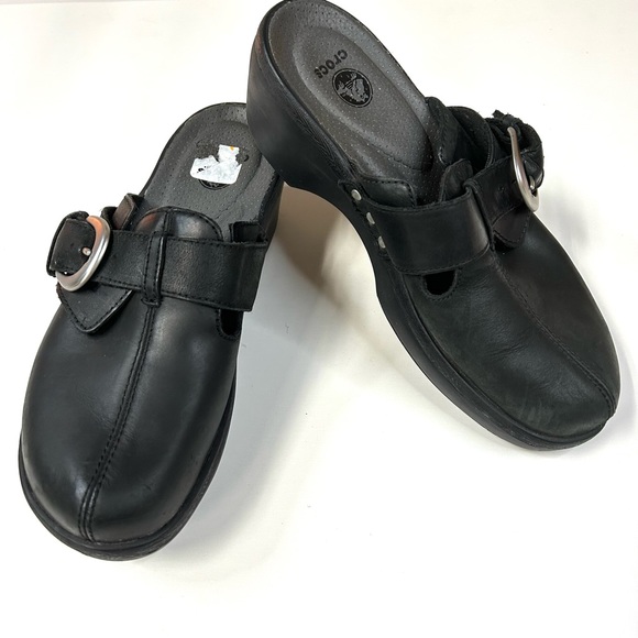 CROCS | Shoes | Crocs Womens Slip On Clogs Heeled Size W7 Solid Black ...